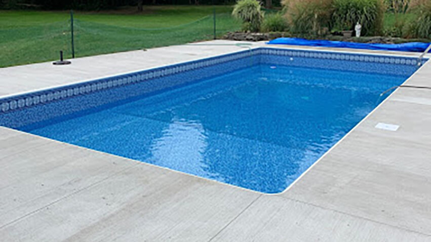 Vinyl Liner Replacement in Rochester, NY | Pettis Pools