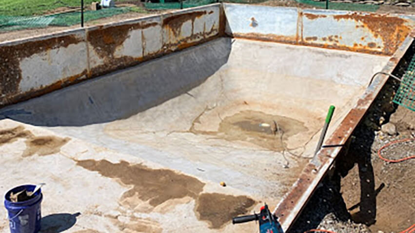 Vinyl Liner Replacement in Rochester, NY | Pettis Pools